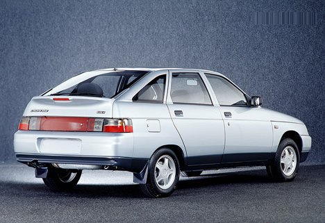 Lada 2112 technical specifications and fuel economy